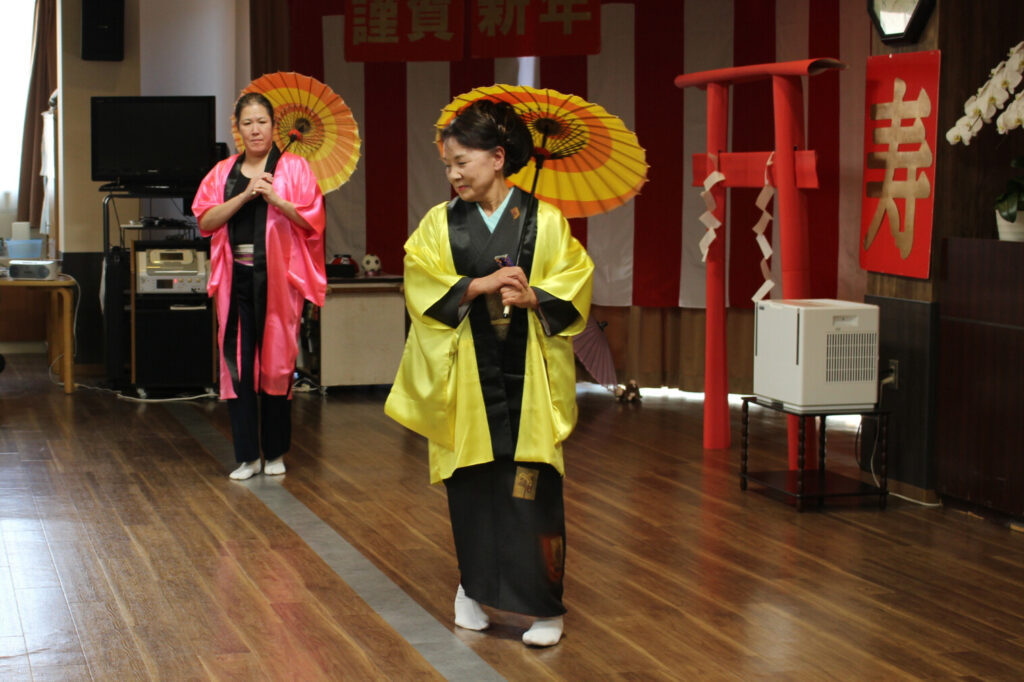 令和8年1月1日 新年祝賀会 | 介護付有料老人ホーム ブルーメンハイムトーホー